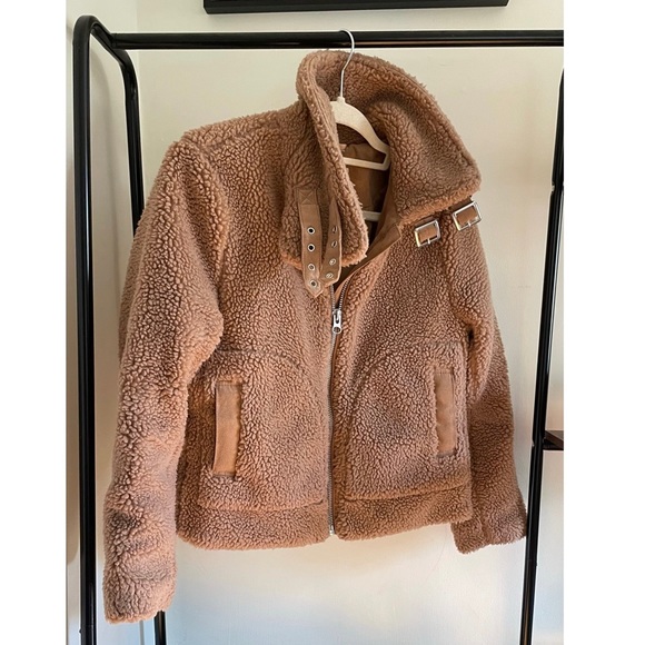 Divided | Jackets & Coats | Xs Camel Motto Sherpa Coat With Buckle ...